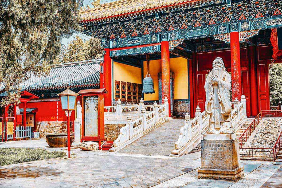 4-Hour Private Tour: Lama Temple, Confucius Temple, Guozijian Museum ...