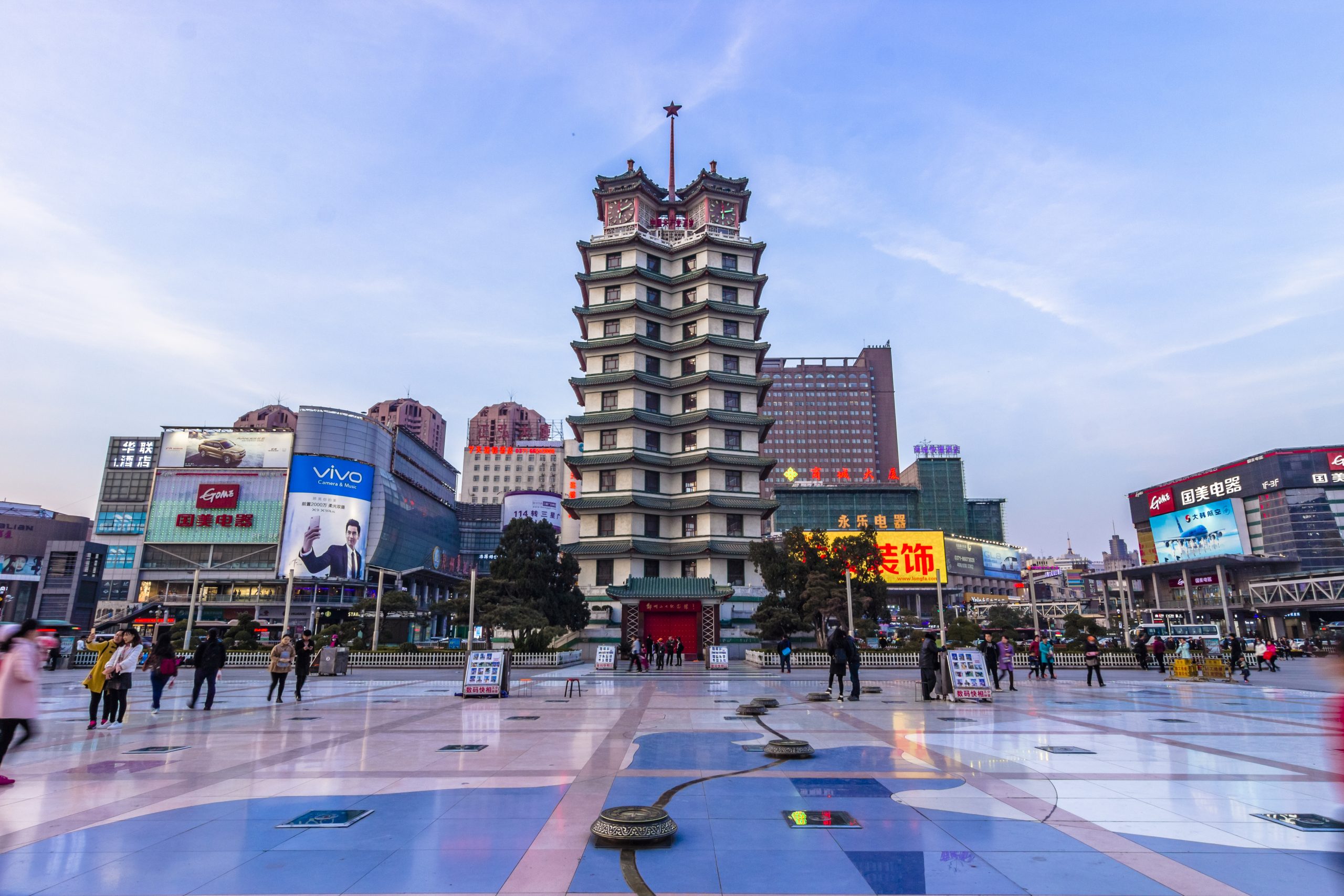 Erqi Square - Discover Beijing Tours