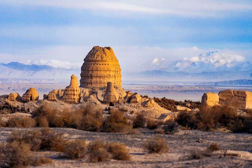 Dunhuang All Inclusive Private Day Tour to Yulin Grotto and Suoyang ...