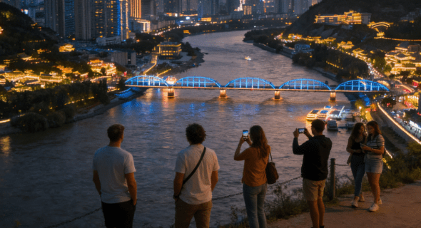 4-Hour Private Illuminated Lanzhou Tour: Yellow River and Food Street ...
